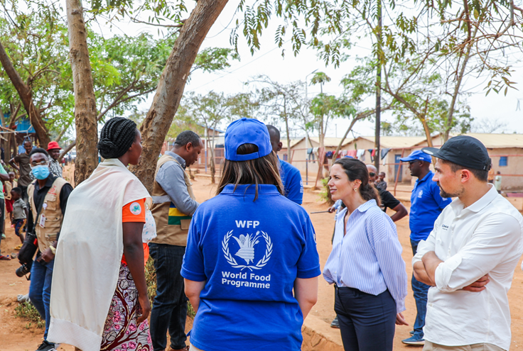 Visit to Mahama Refugee Camp - Embassy of Luxembourg in Kigali